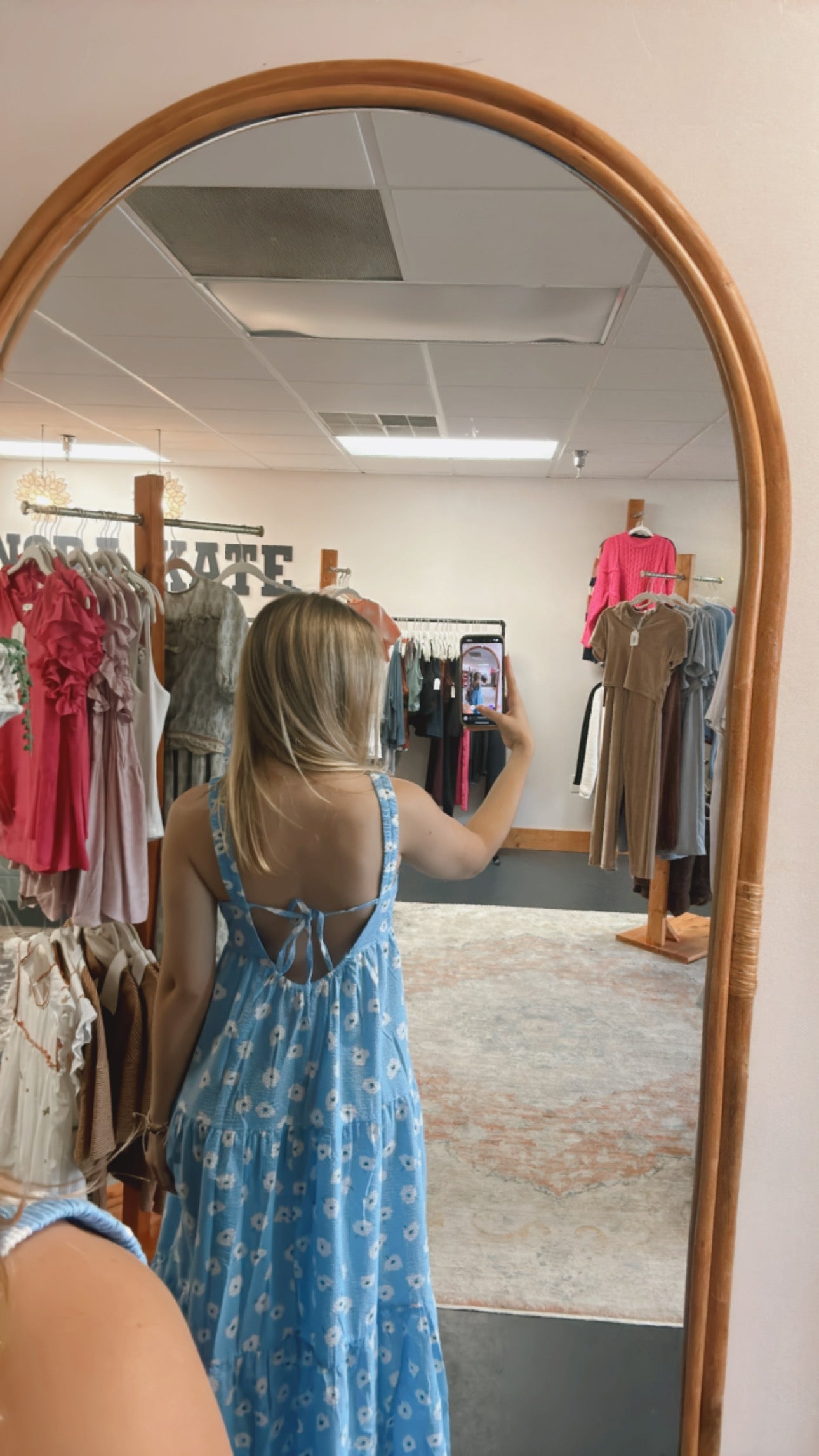 Graceland Daisy Midi Dress – Nora Kate & Co.